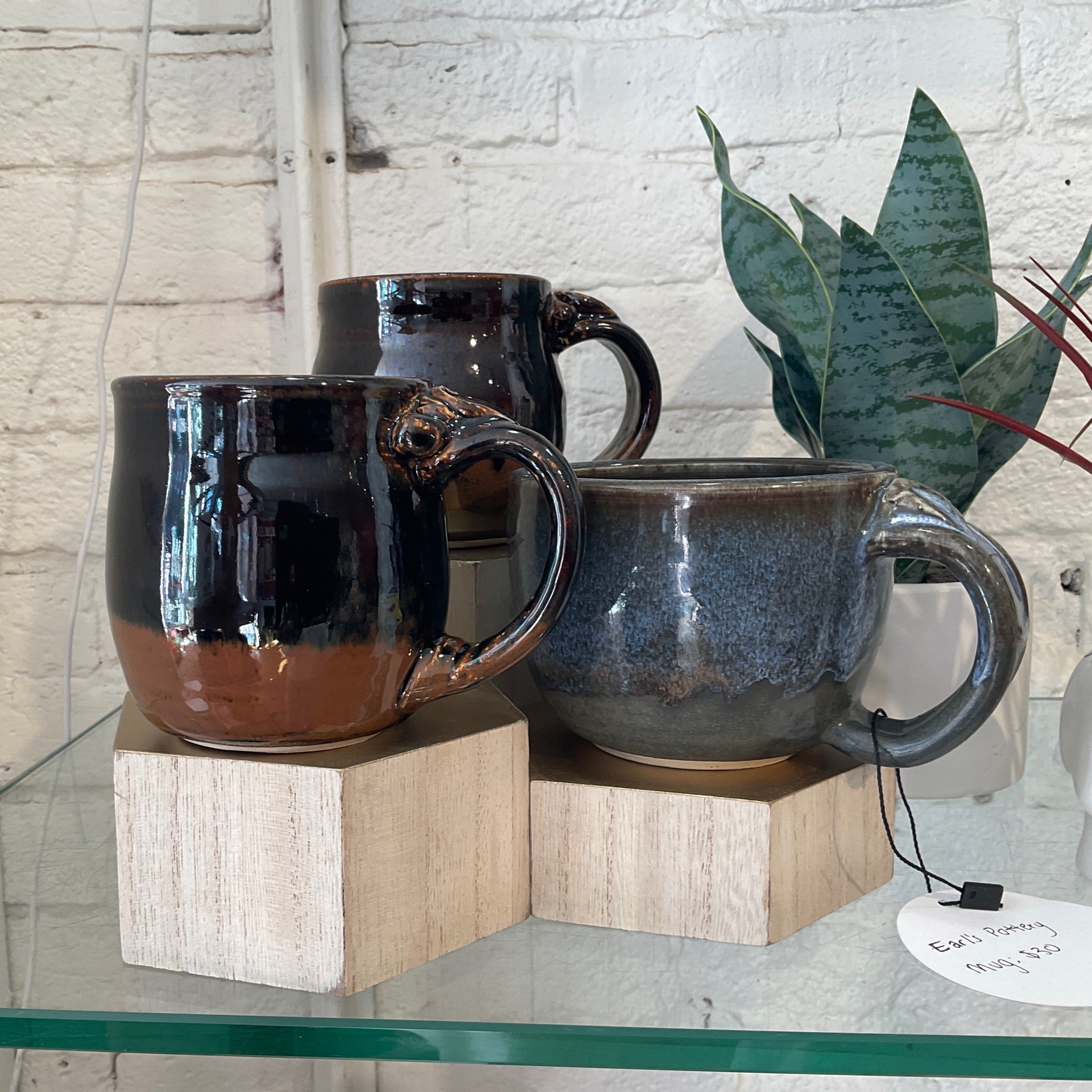 Earl Howard's Pottery | Black Owned Bos.